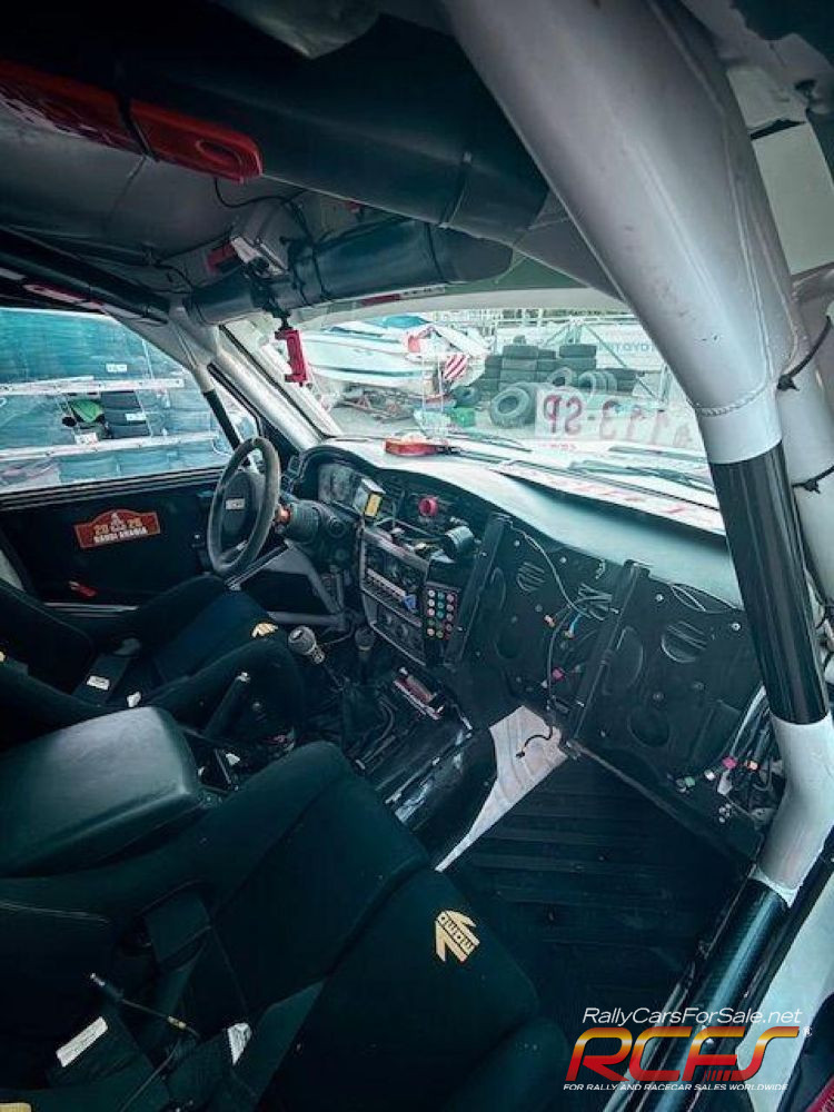 Nissan Patrol Supersafari 4800 VTC FIA Stock T2 passport